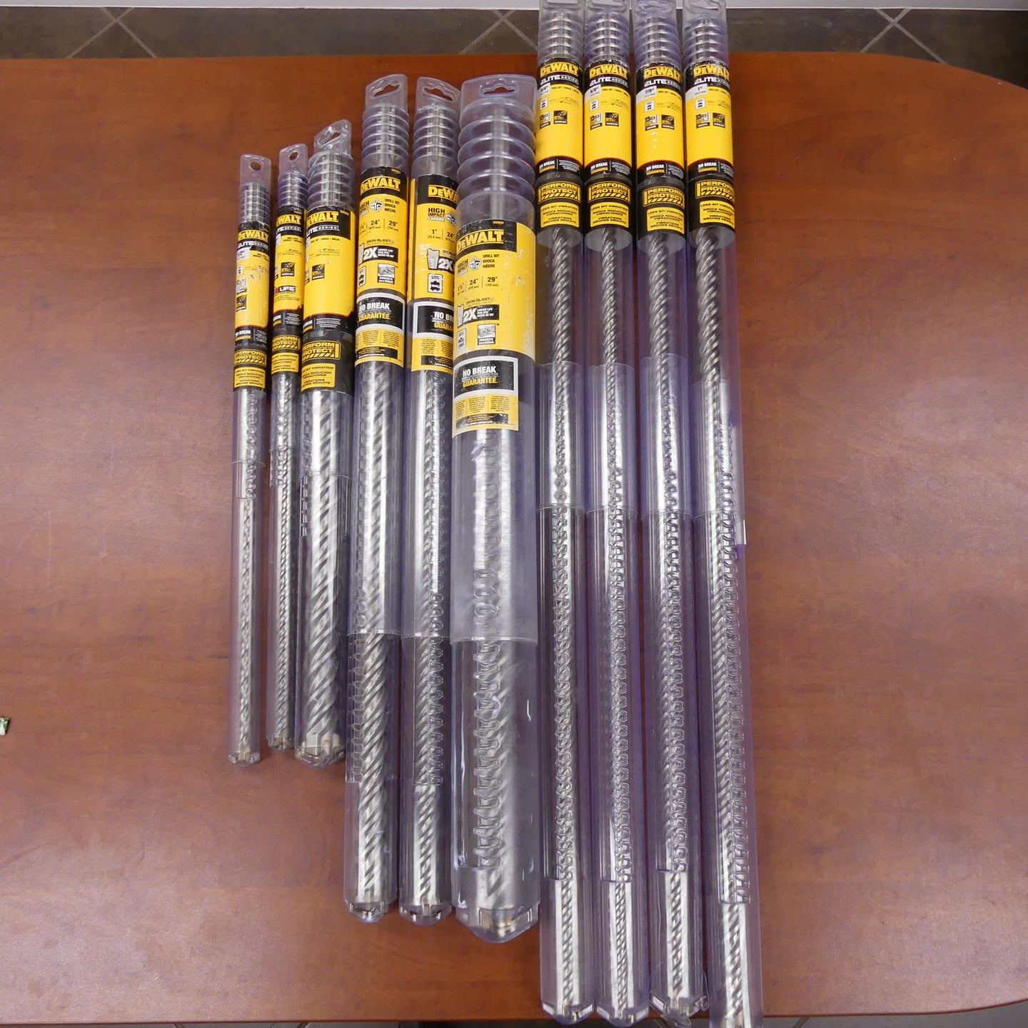 DeWalt SDS MAX Bit Set - the Biggest, the Baddest, the Longest, the St ...